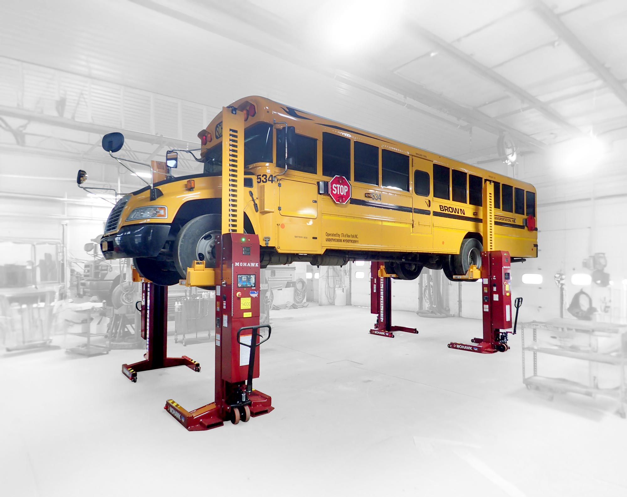 Vehicle Lifts with Capacities from 20,000 to 25,000 lbs. | Mohawk Lifts